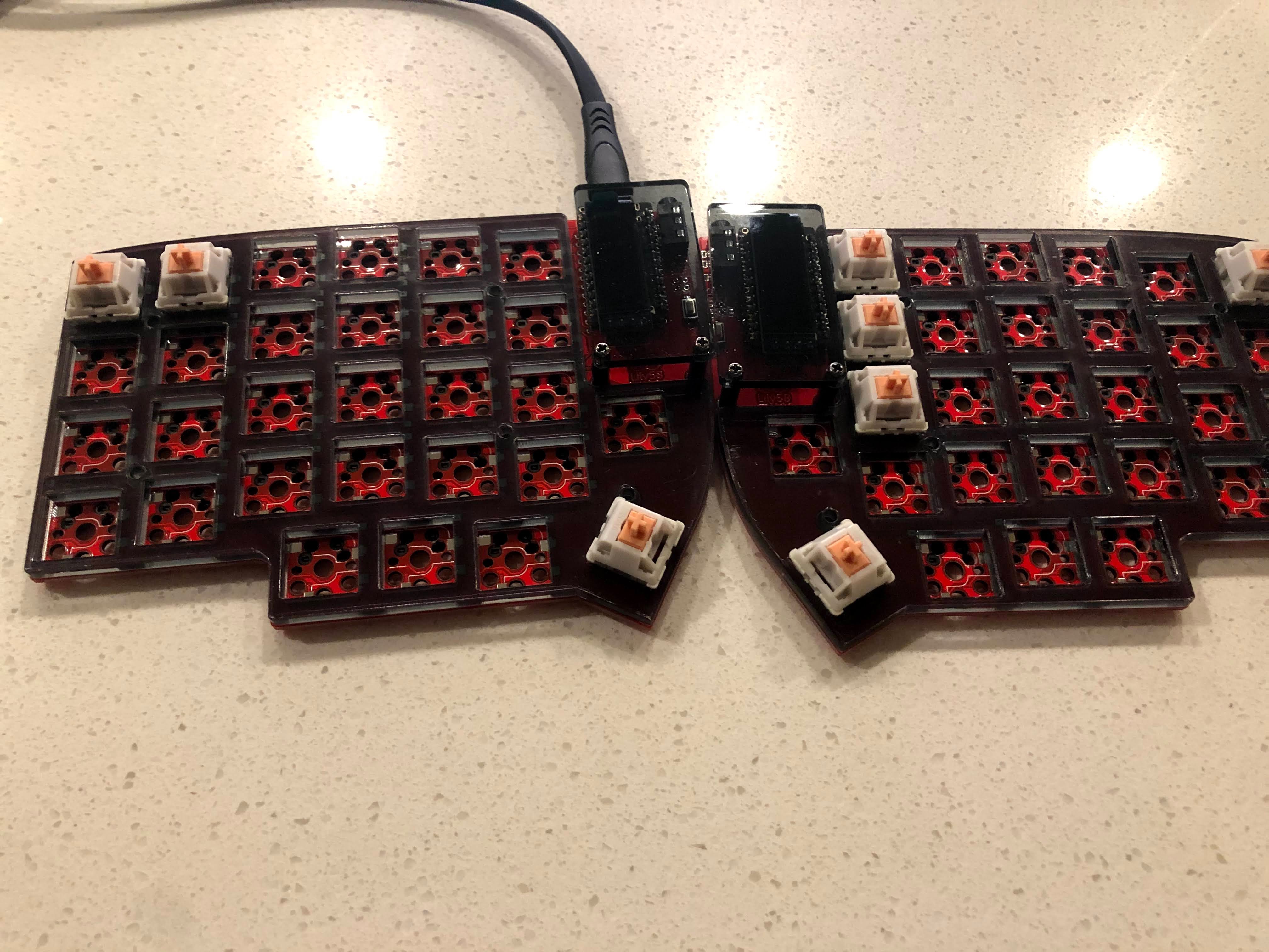 First Attempt at a Custom Split Keyboard – sendhil.blog